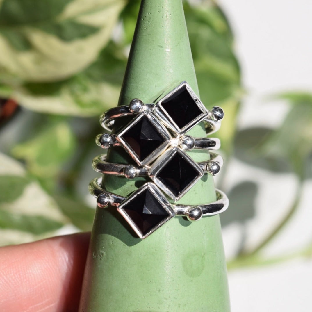 Onyx Point Double Dot Ring – Mi Raíz Jewelry